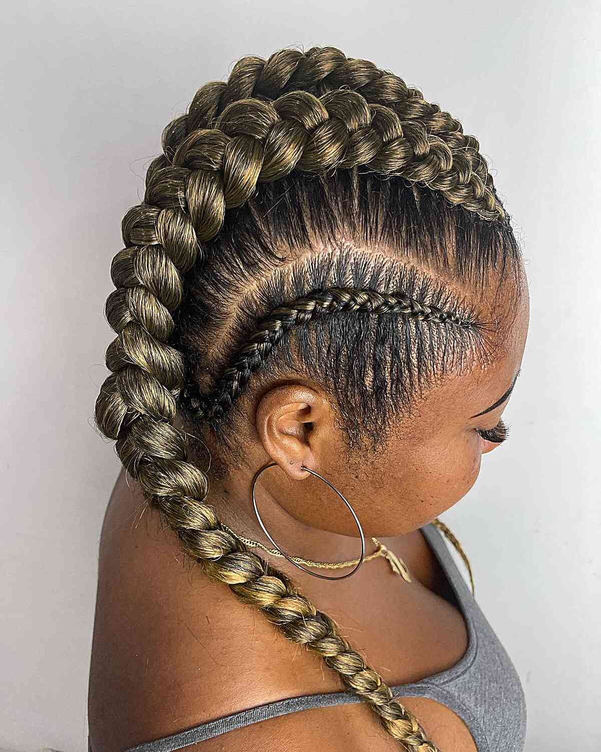 18 Glam Goddess Braids You Will Love Wearing